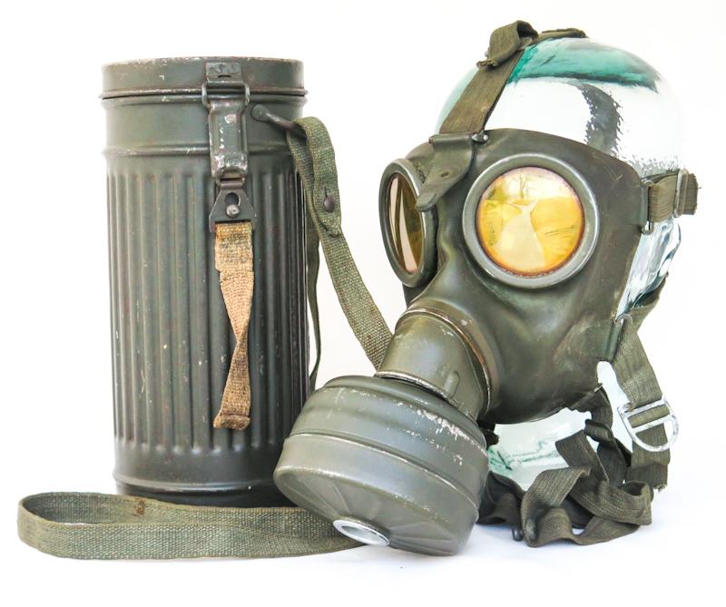 Dragoon Militaria | WW2 German Wehrmacht gas mask green GM38 and ...