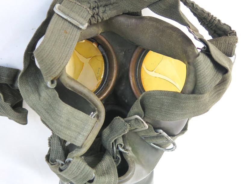 Dragoon Militaria | WW2 German Wehrmacht gas mask green GM38 and ...