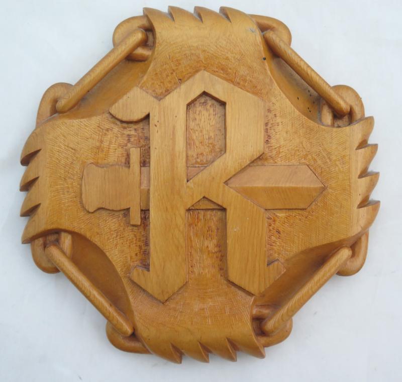 Dragoon Militaria | WW2 Finnish Rukajärvi-front wooden emblem