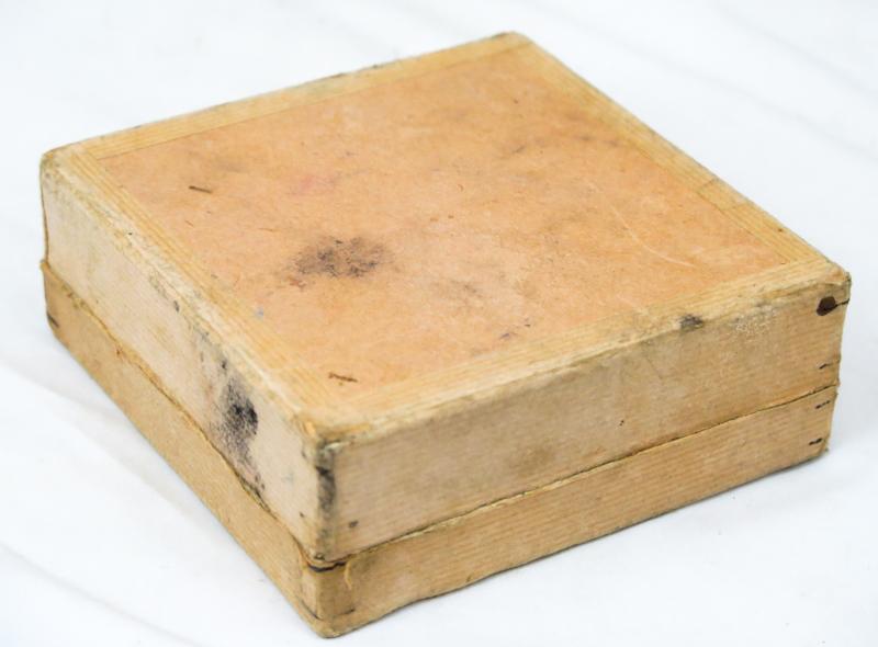 Dragoon Militaria | WW2 Finnish army iron ration box - food