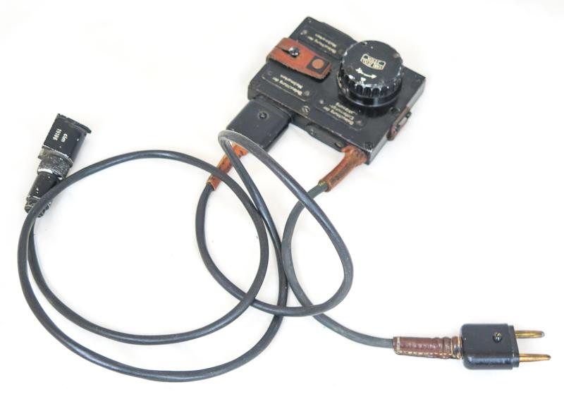 Dragoon Militaria | WW2 German optic junction box and light cord