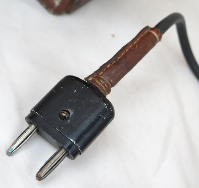 Dragoon Militaria | WW2 German battery box for optic illumination with cord