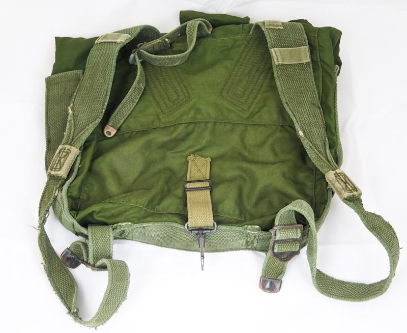 Dragoon Militaria | Vietnam war period USMC M1941 pack bag - Nylon